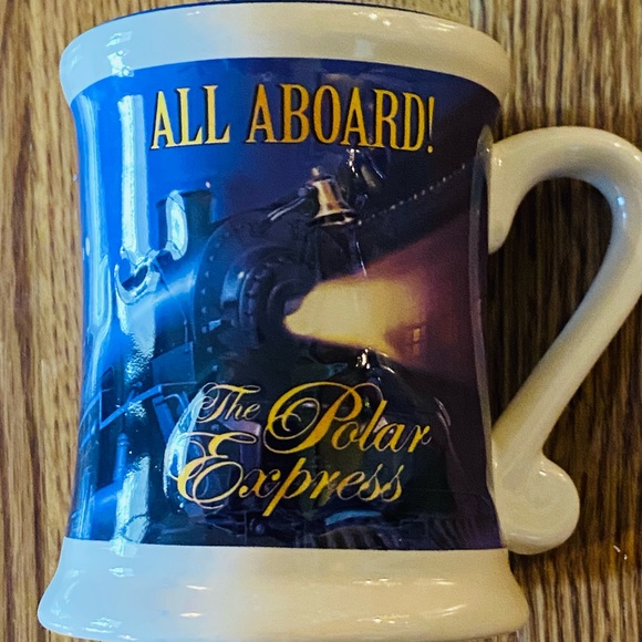 Warner Bros. | Dining | The Polar Express All Aboard Believe 3d Raised ...